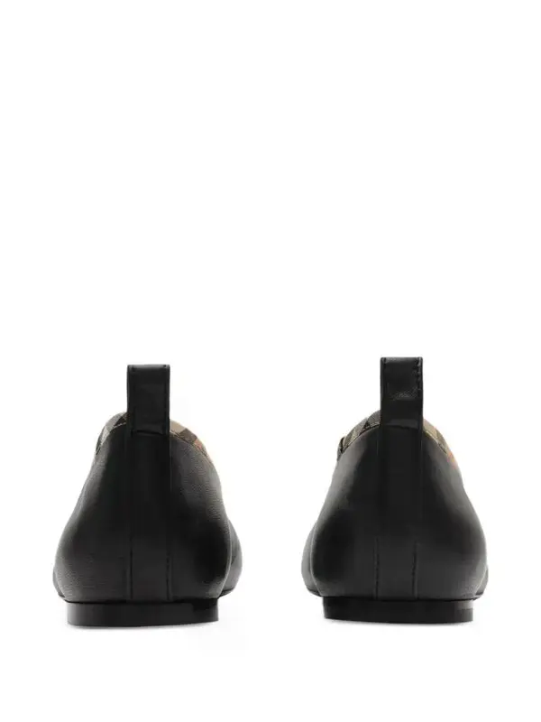 Burberry Robin
