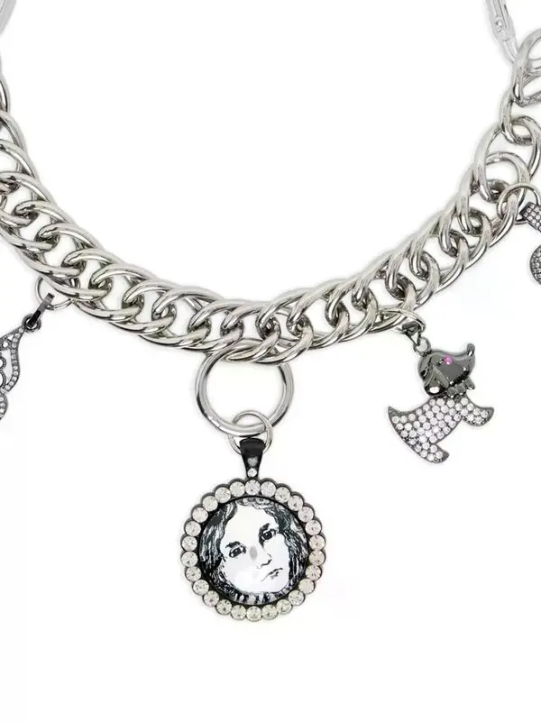 CHOPOVA LOWENA Tone Carabiner And Charm Necklace - Silver