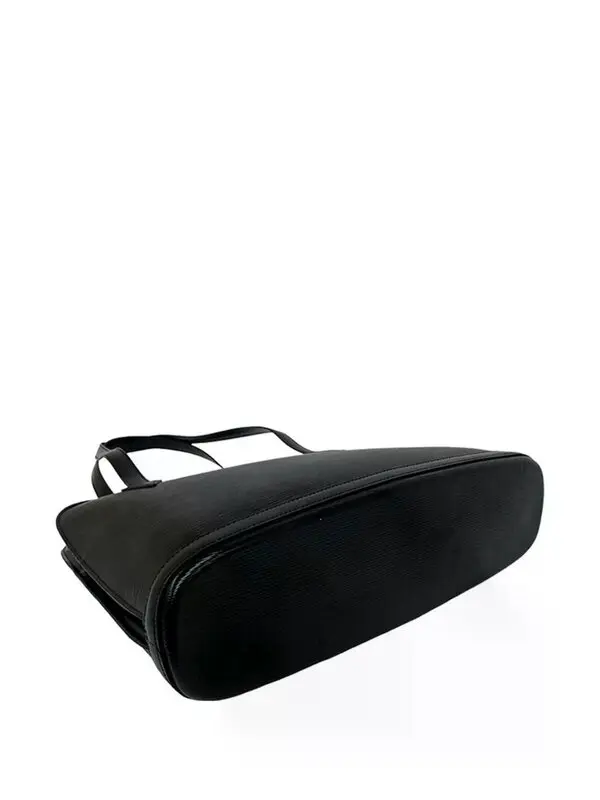 LOUIS VUITTON 1996 Epi Lussac Shoulder Bag
