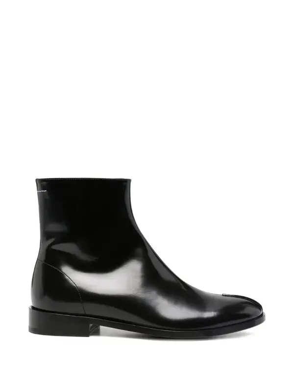 MAISON MARGIELA Polished Finish Almond-toe Ankle Boots - Black