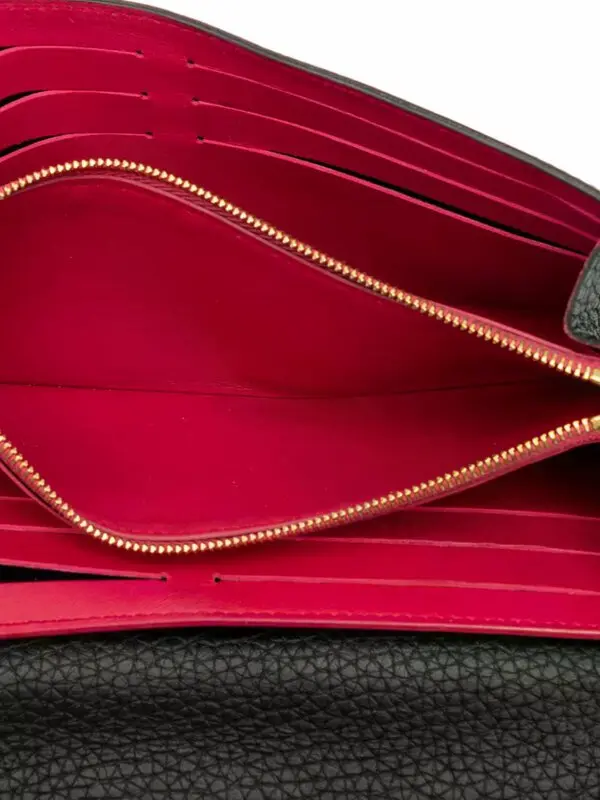 LOUIS VUITTON 2018 Taurillon Capucines Wallet Long Wallets