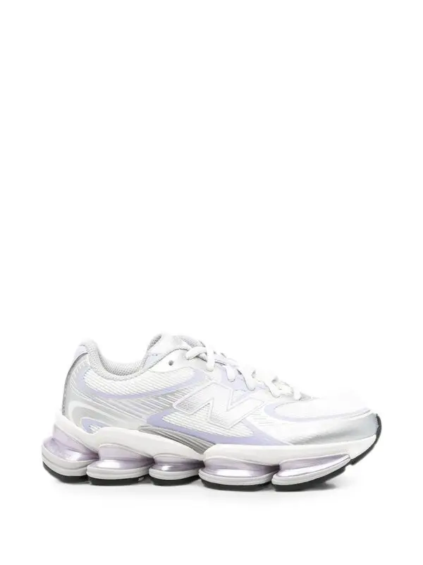 NEW BALANCE 2000 Sneakers