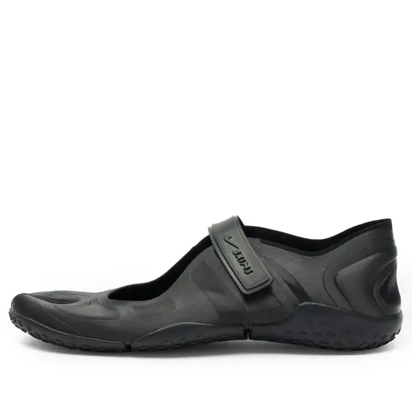 Nike X Skims Satin Rift Sneaker