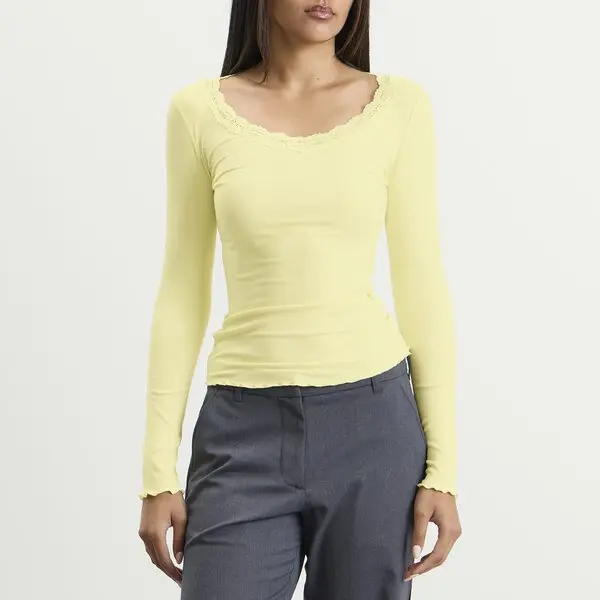 MANY MANY CLOTHES The Uma Long Sleeve Top