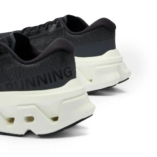 On Cloudmon Ster 3 Hyper Sneaker