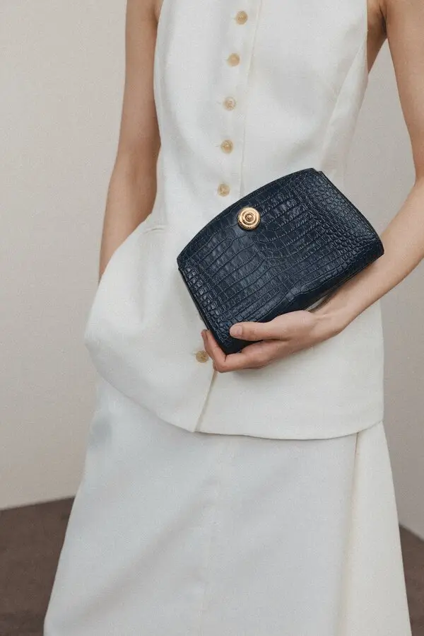 LIFFNER Pushlock Clutch Navy Croc - Blue