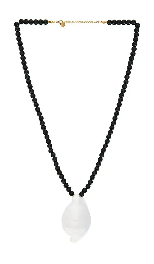 LOVERS AND FRIENDS Hayden Shell Necklace - Black