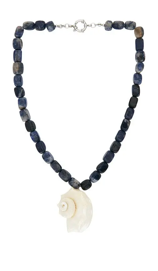 LOVERS AND FRIENDS Carson Shell Necklace