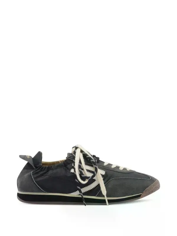 PURAAI Panther Logo-patch Panelled Sneakers