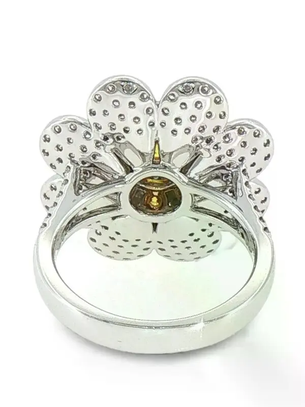 HYT JEWELRY Flower-shape Diamond Ring