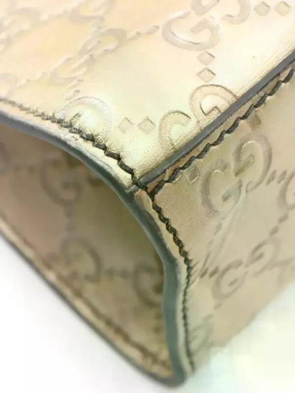 Gucci 2000s Emily Sima Shoulder Bag - Gold