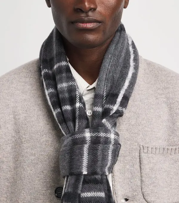 Johnstons Of Elgin Cashmere-silk Tartan Scarf - Grey