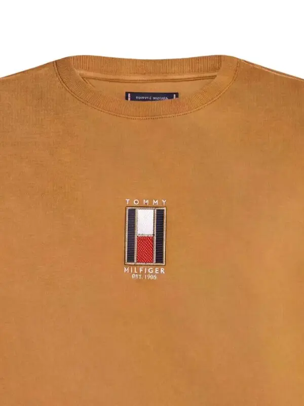 Tommy Hilfiger Logo-embroidered T-shirt