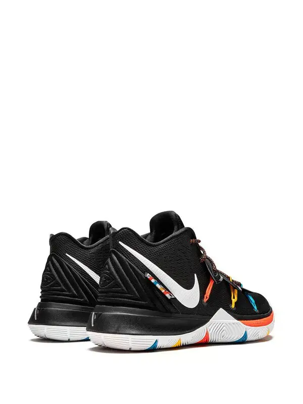 Nike Kyrie 5 Sneakers