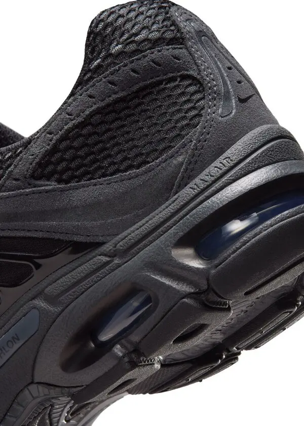Nike Max Moto 2k Sneakers - Black