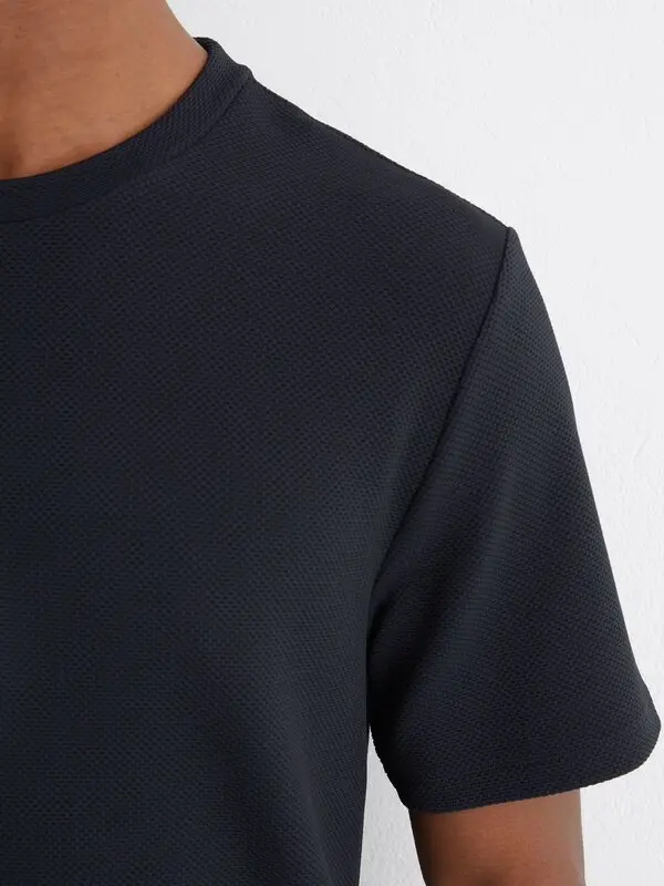 REISS Textured Crew-neck Modern-fit T-shirt