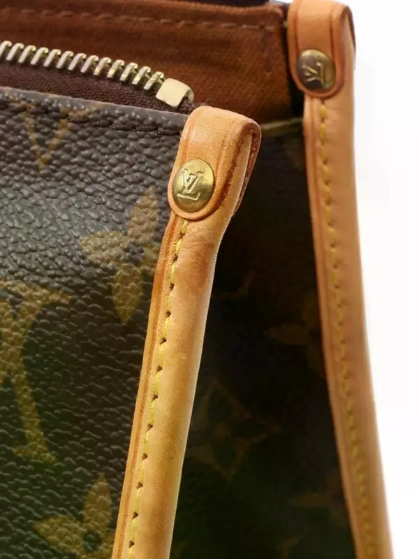 LOUIS VUITTON 2005 Popincourt Monogram Handbag