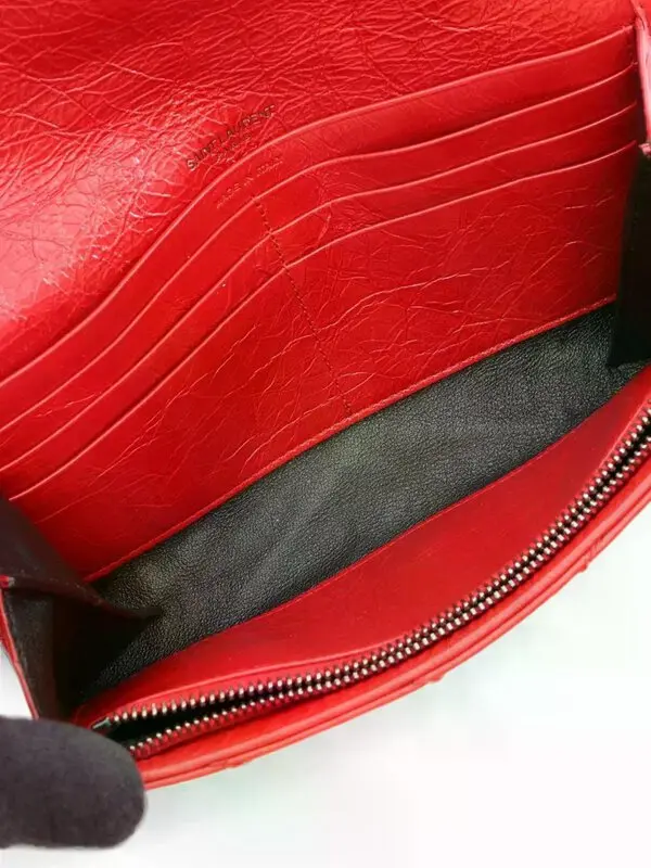 Saint Laurent 2000s Niki Chevron-quilted Wallet - Red