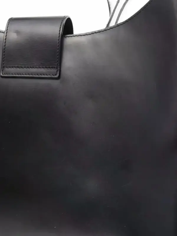 FERRAGAMO 2010s Gancini-buckle Leather Shoulder Bag