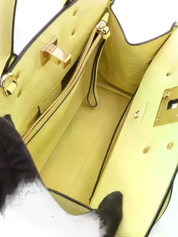 FERRAGAMO 2000s The Studio Tote Bag