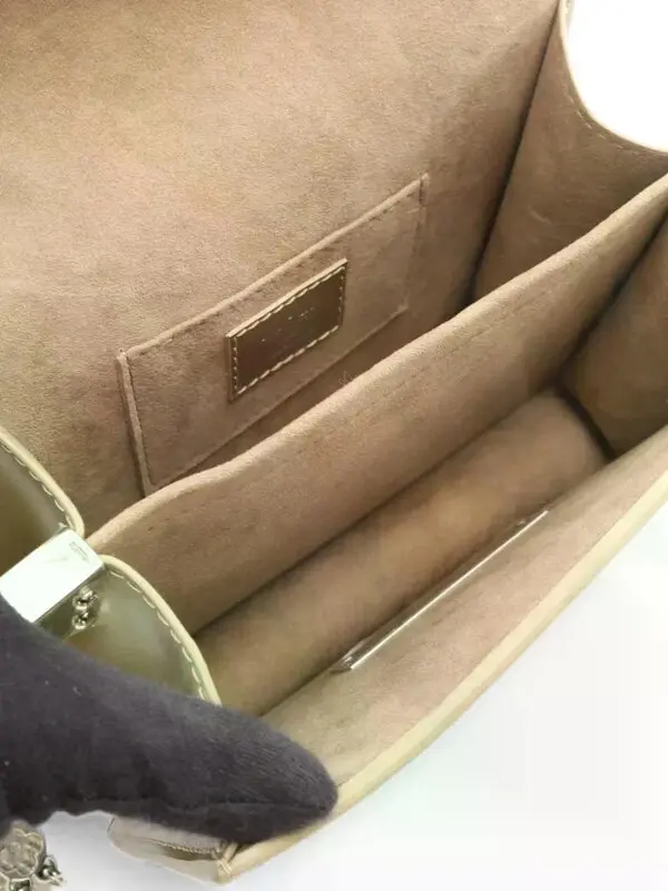 LOUIS VUITTON 2021 Dauphine Monogram Seal Shoulder Bag