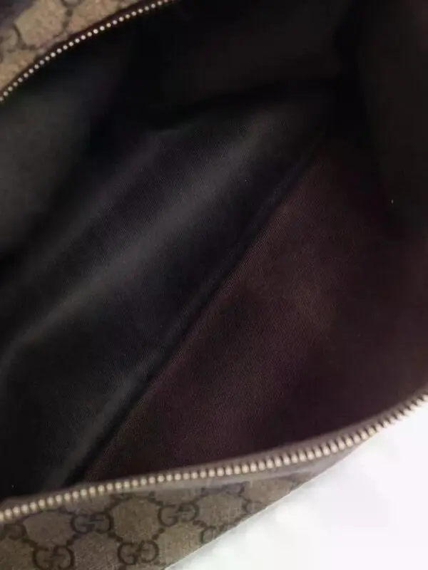 Gucci 2000s Gg Supreme Shoulder Bag