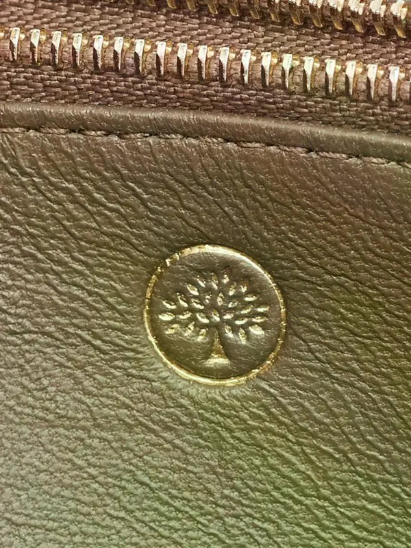 Mulberry Continental Zip-around Wallet