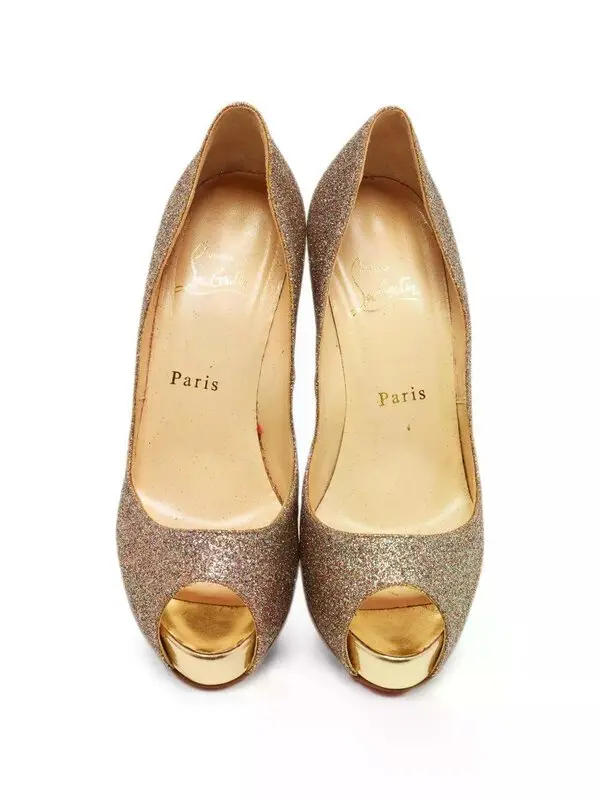 CHRISTIAN LOUBOUTIN Very Privé Heeled Pumps