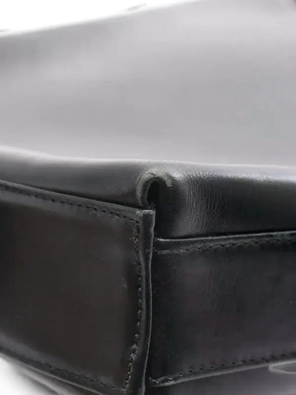 FERRAGAMO 2000s Leather Shoulder Bag