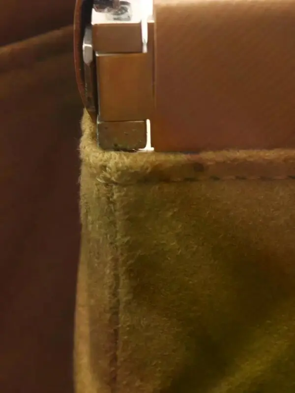 Cartier 2000s Trinity Leather Handbag - Neutrals