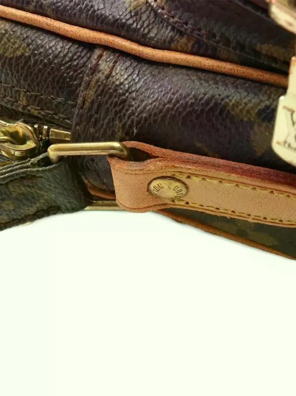 LOUIS VUITTON 2001 Amazon Monogram Shoulder Bag