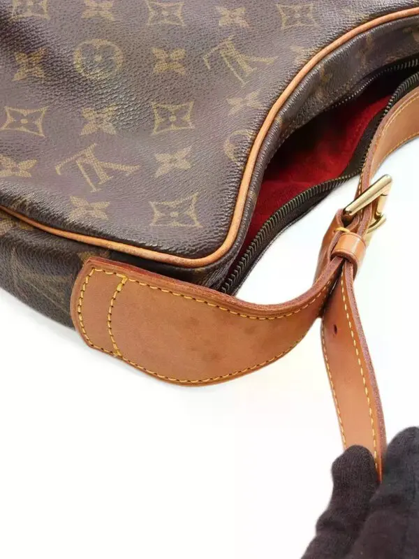 LOUIS VUITTON 2003 Mm Croissant Monogram Shoulder Bag