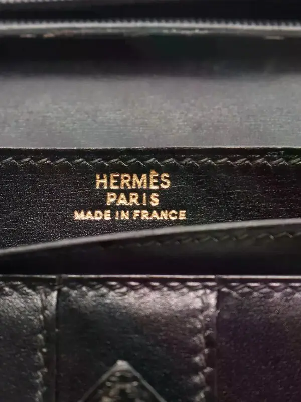 Hermès 1997 Bearn Classic Wallet