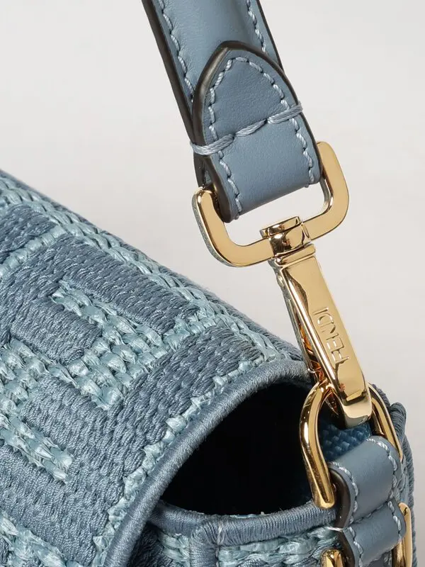 Fendi Shoulder Bag Colour