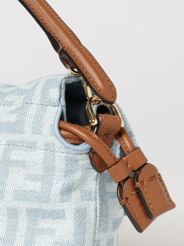 Fendi Shoulder Bag Colour