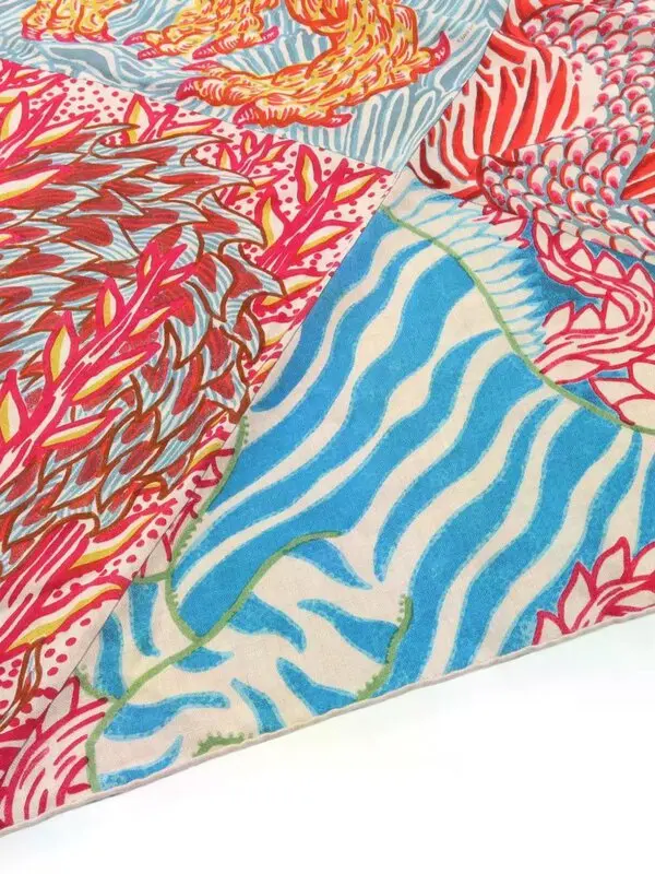Hermès 2010s Sweet Dreams Triangle Scarf