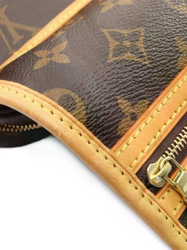 LOUIS VUITTON 2006 Bosphore Belt Bag - Brown
