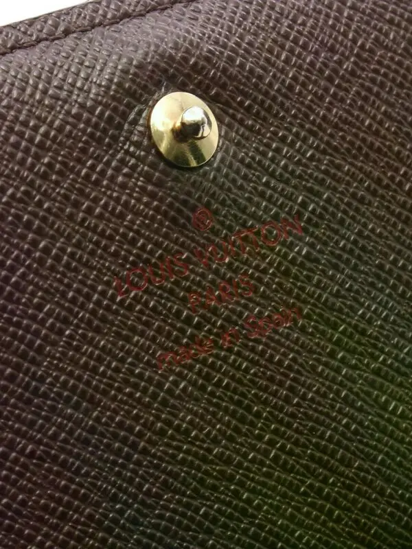 LOUIS VUITTON 2010 Damier Ebene Bi-fold Wallet