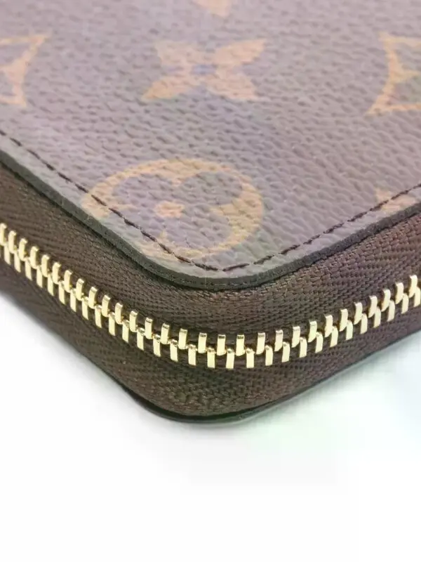 LOUIS VUITTON 2021 Monogram Zippy Card Holder