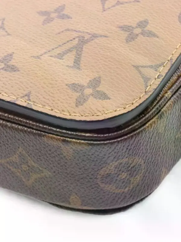 LOUIS VUITTON Mm Pochette Metis Monogram Reverse Shoulder Bag