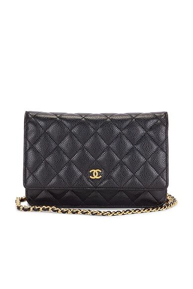 Chanel Caviar Classic Wallet On Chain