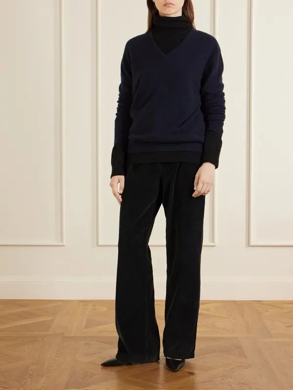 THE ROW Phila Cashmere Sweater