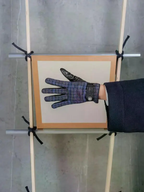 Henrik Vibskov Hv Check-pattern Gloves