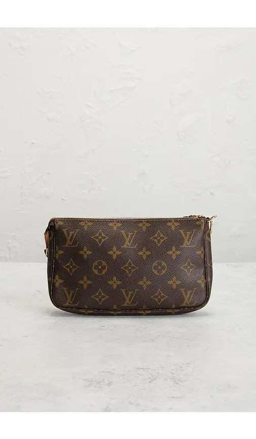 FWRD RENEW Louis Vuitton Monogram Pochette Accessories Shoulder Bag