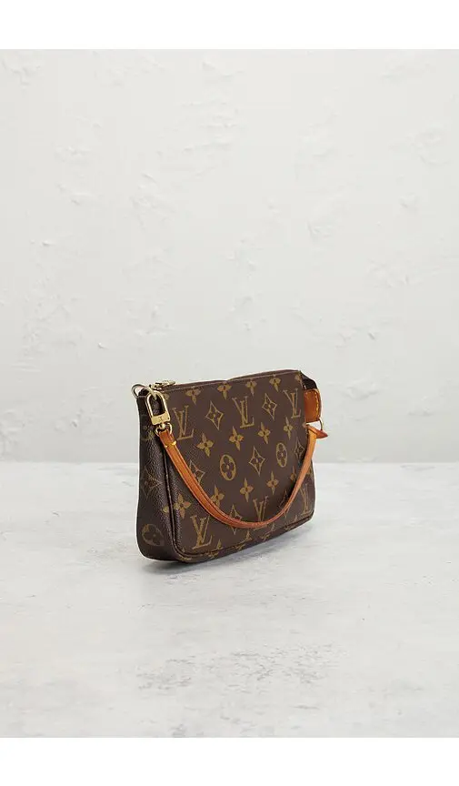 FWRD RENEW Louis Vuitton Monogram Pochette Accessories Shoulder Bag