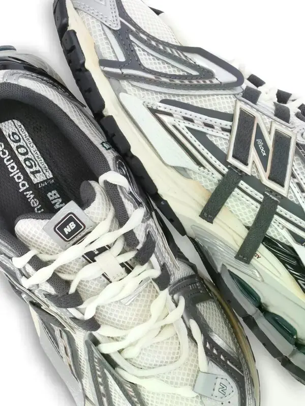 NEW BALANCE 1906a Shoes