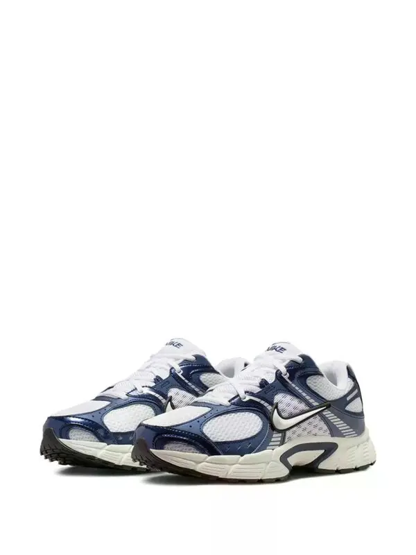 Nike V5 Rnr Sneakers