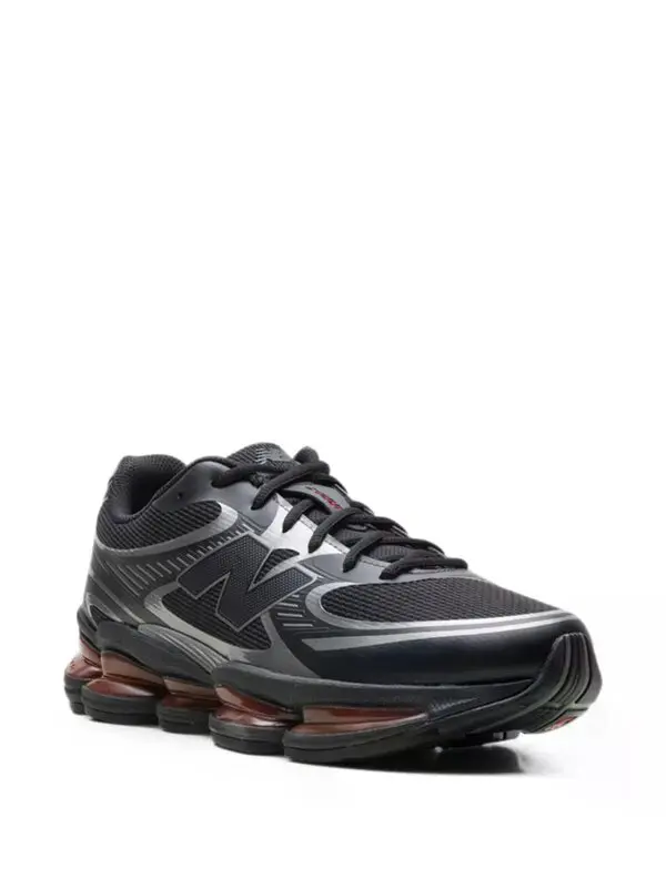 NEW BALANCE 2000 Sneakers