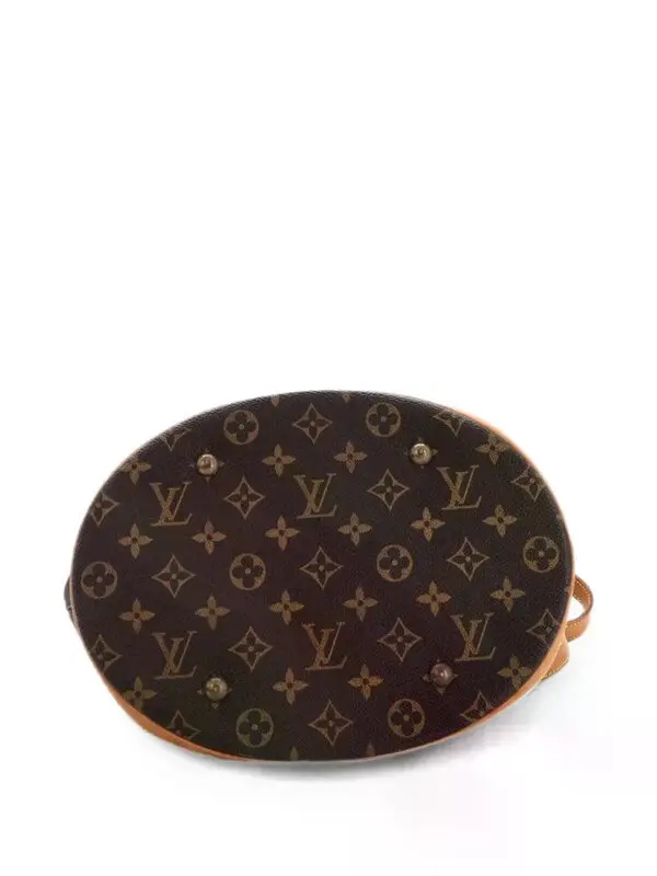 LOUIS VUITTON Monogram Canvas Gm Bucket Bag