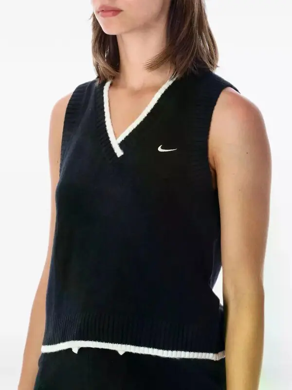 Nike Chill Knit Loose Sleeveless Jumper